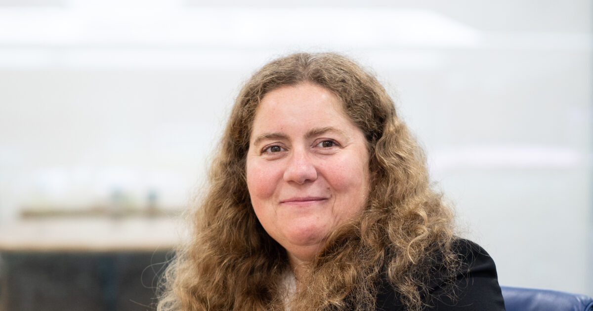 Linda Bray | Chandler Ray Solicitors